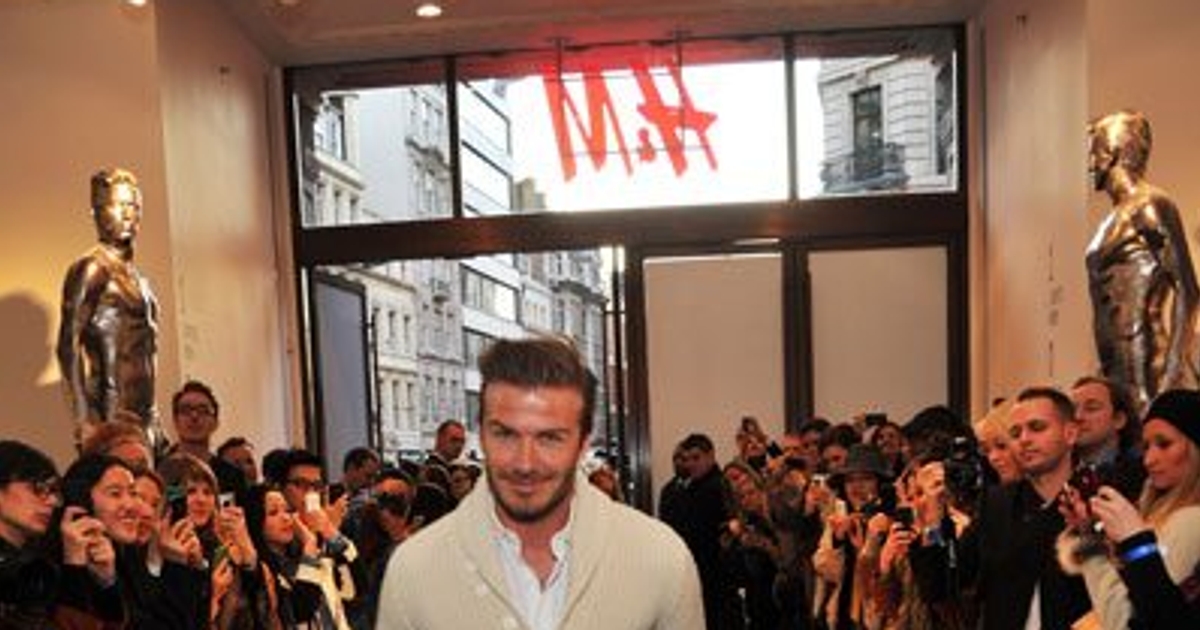Screaming fans (and Baby Spice!) line up to see David Beckham's hot bod ...