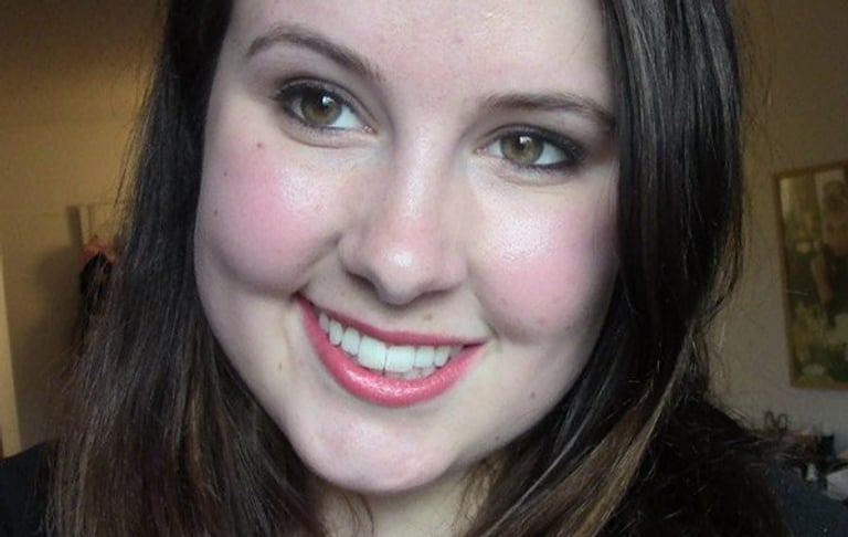 Waterproof makeup: 9 ways to make sure your look lasts from the pool to ...