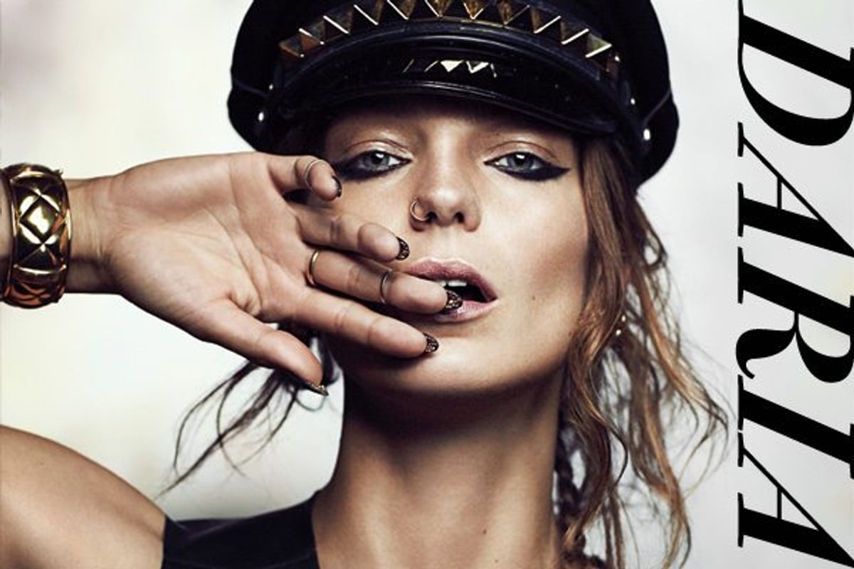 Daria Werbowy's full FASHION Magazine cover shoot - FASHION Magazine
