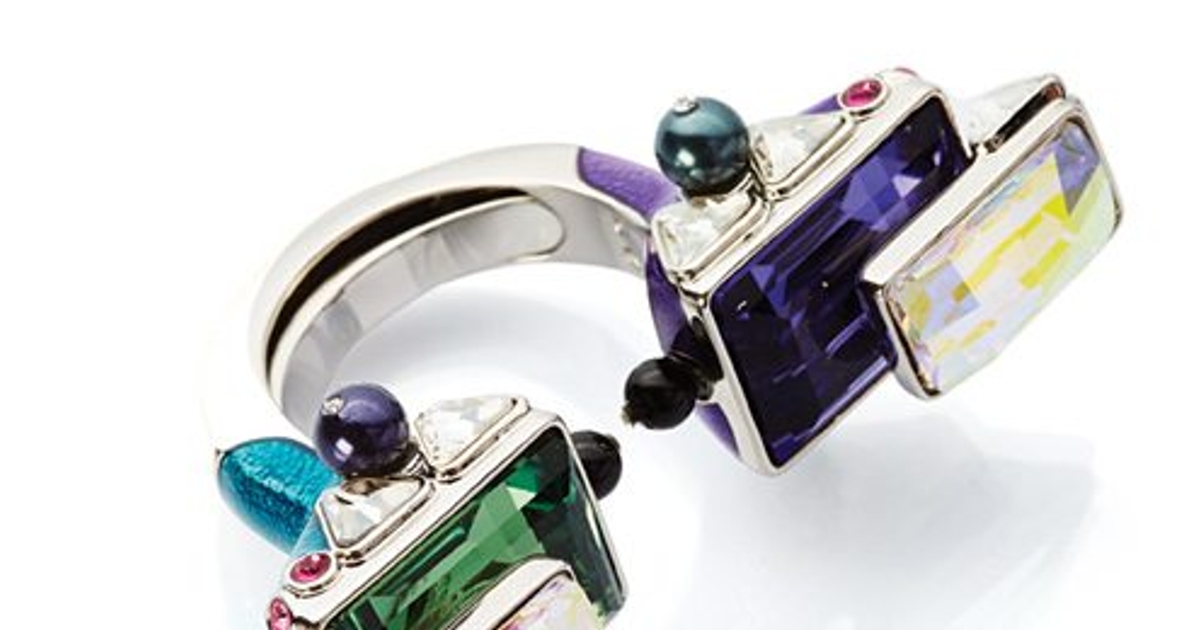 Statement rings: 4 trends, 20 eye-catching picks - FASHION Magazine