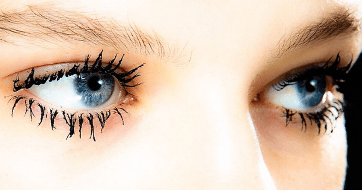 10 Photos That Prove the Clumpy Mascara Trend Makes for the Best ...