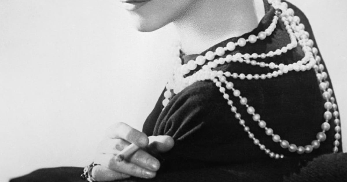 Happy birthday, Coco Chanel! The 8 signatures you can thank her for ...