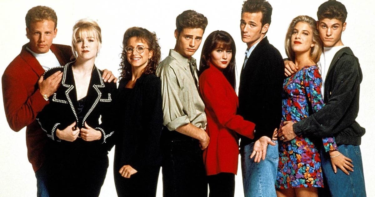 Beverly Hills 90210 turns 25! Your complete guide to the show’s epic ...