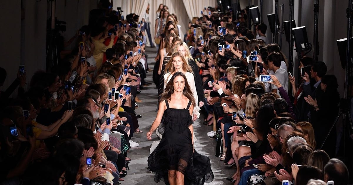 An open letter to runway models: Slow down! - FASHION Magazine