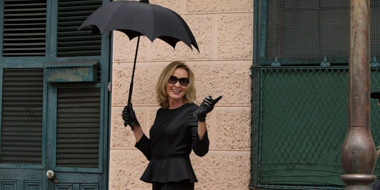 11 American Horror Story Costume Ideas and How-Tos for Halloween (or ...