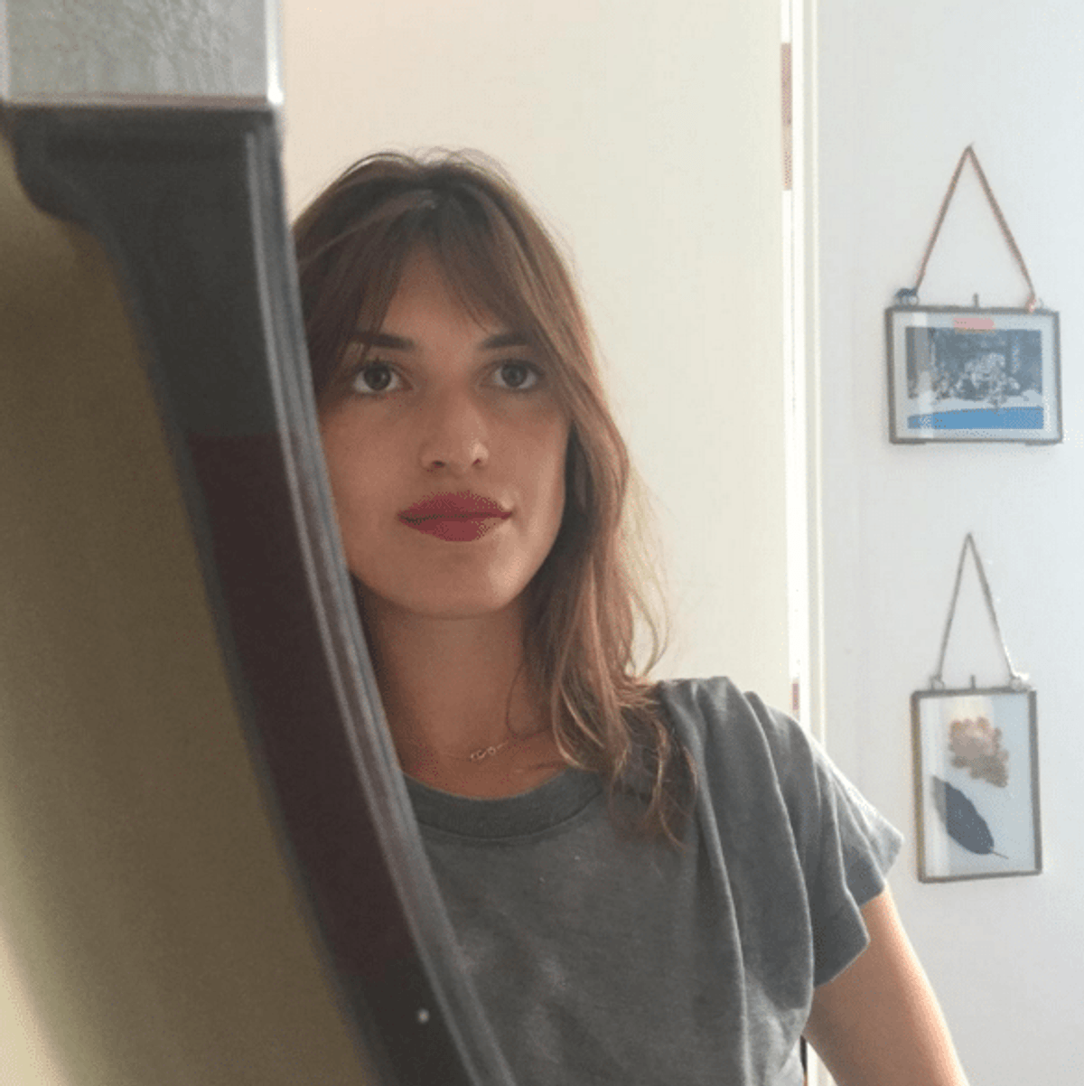 How to Get the Perfect French Girl Hair Texture (and the No-Brainer ...