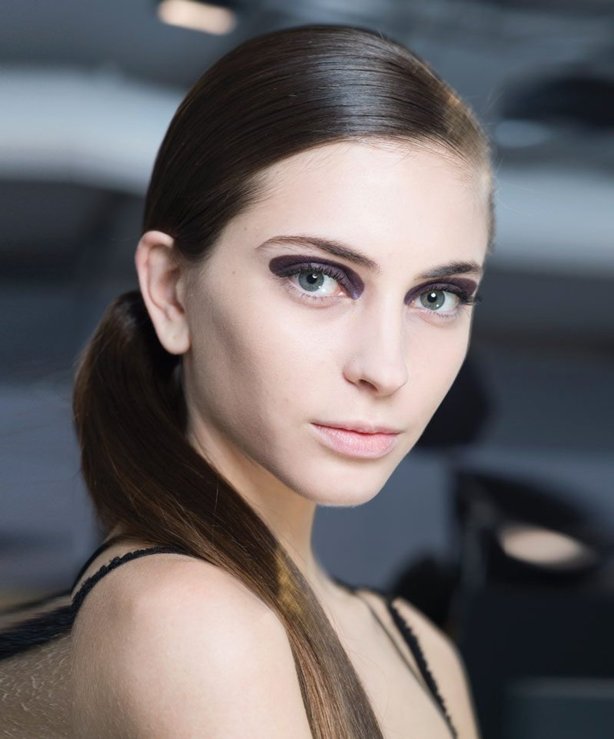 How the side ponytail went from '80s sitcom must-have to red carpet ...