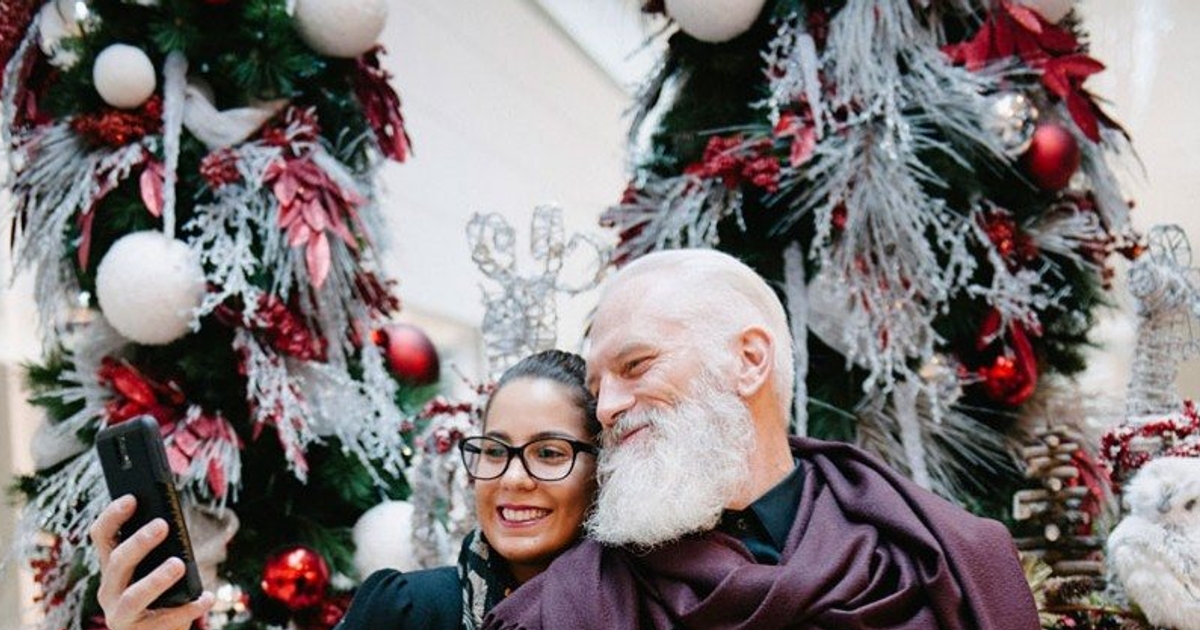 We hung out with Fashion Santa this weekend - FASHION Magazine
