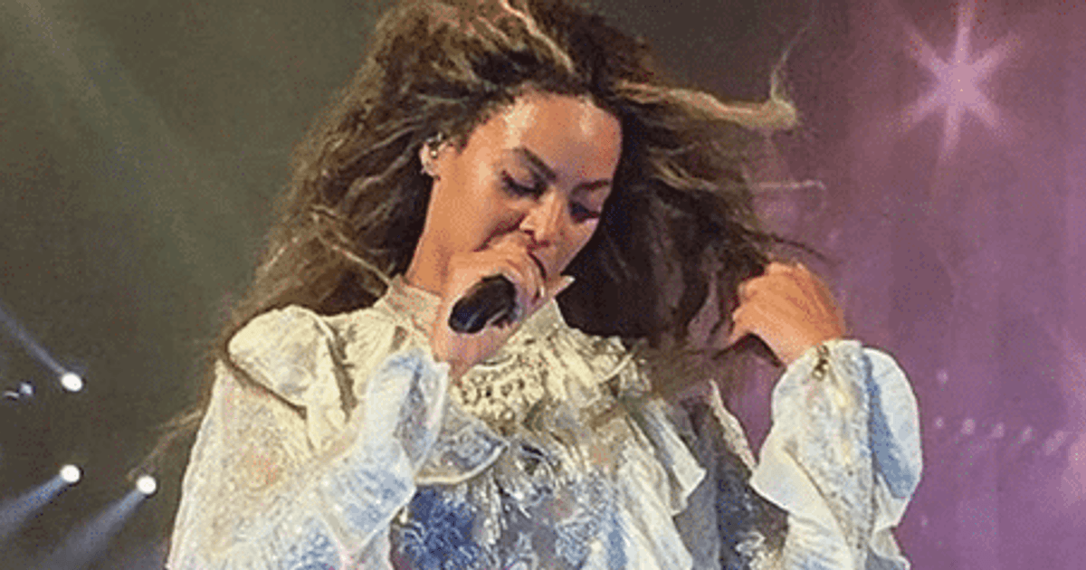 See every outfit Beyoncé wore on the opening night of her Formation ...
