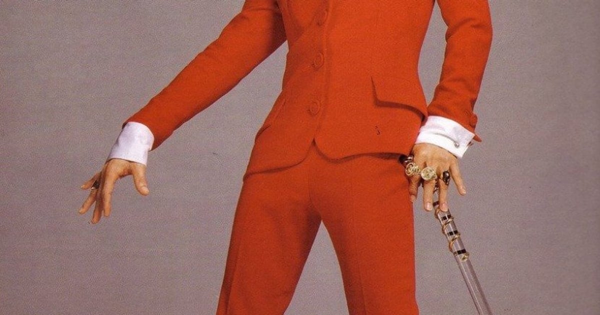 This is what it was like to tour with Prince in the '90s - FASHION Magazine