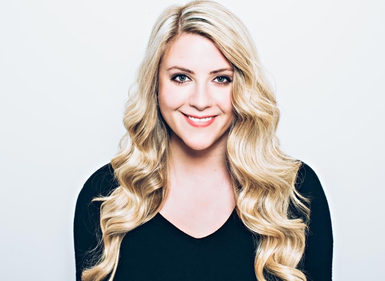 6 Last-Minute Holiday Beauty Ideas (Like, Super Last-Minute) - FASHION ...