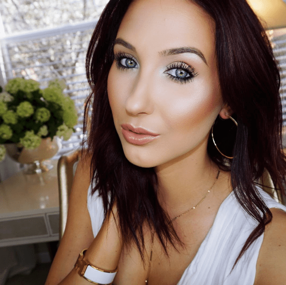 Fans Think Jaclyn Hill And Becca Cosmetics Might Be Feuding - FASHION ...