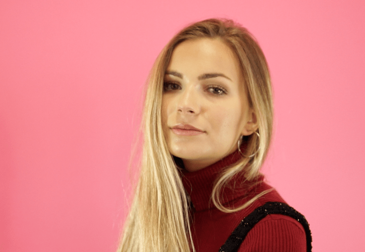 Introducing Sarah Dunk, FASHION's New Beauty Vlogger - FASHION Magazine