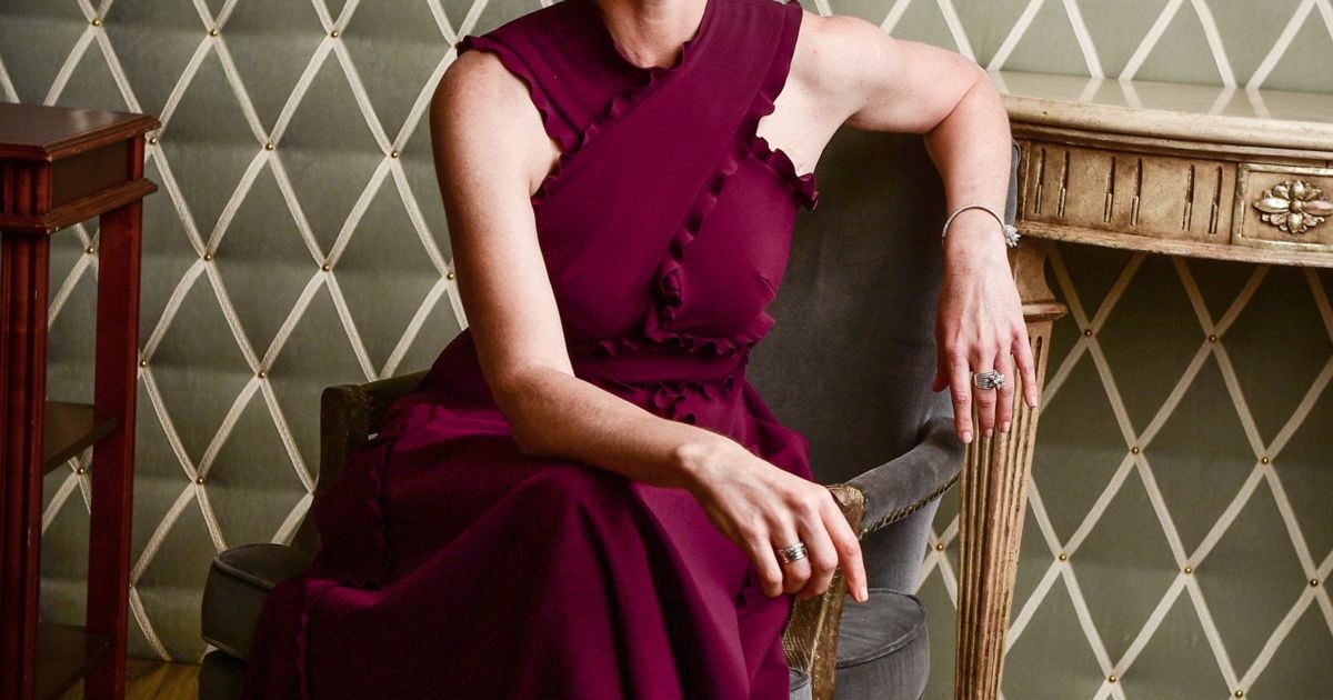 Sarah Rafferty Talks Suits, Shifting the Focus and What it Takes to be ...