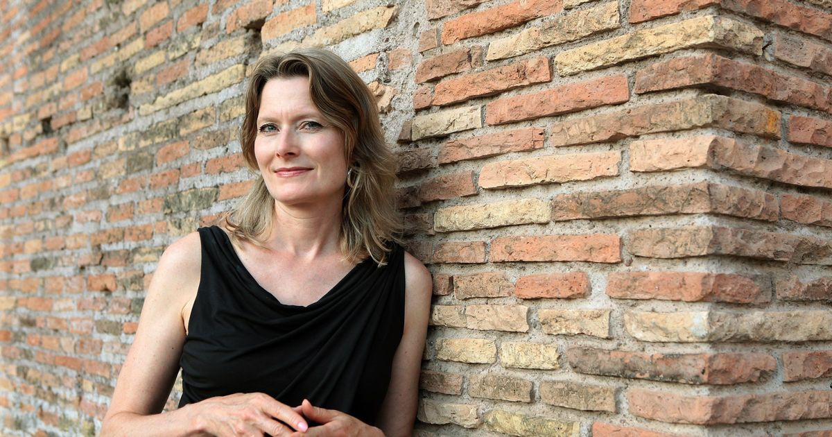 Jennifer Egan on her New Book Manhattan Beach and Being a God - FASHION ...