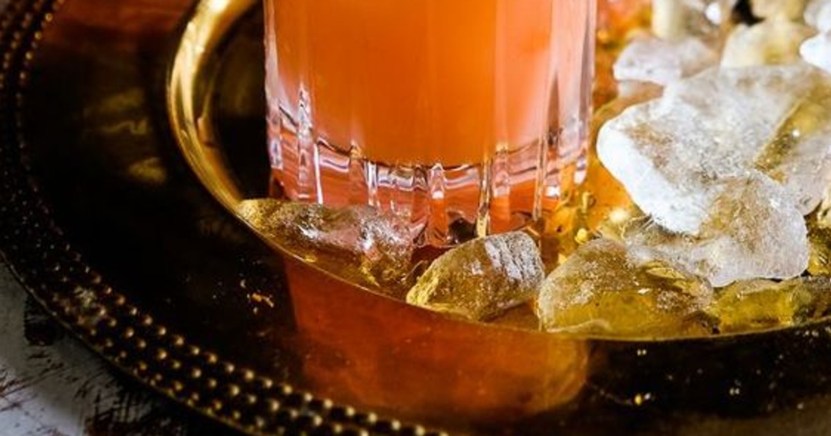 The Best (And Worst!) Cocktails to Drink if You Want to Avoid a ...