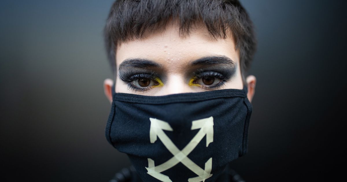 How to Make Your Own Non-Medical DIY Face Mask at Home - FASHION Magazine