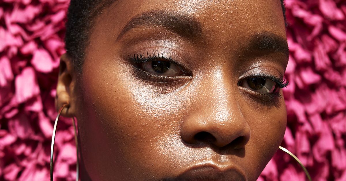 Shadow Brows Are the Key to Faking Full, Fluffy Eyebrows - FASHION Magazine