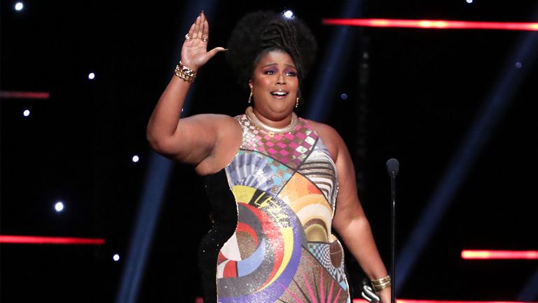 Lizzo's Guided Meditation Will Help Soothe Your COVID-19 Anxiety ...