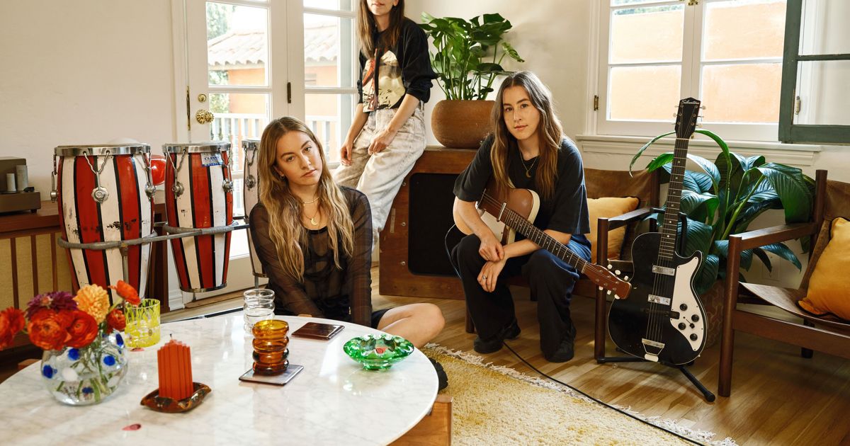 Haim Etsy: The Girl Group Releases a Home Goods Collection - FASHION ...