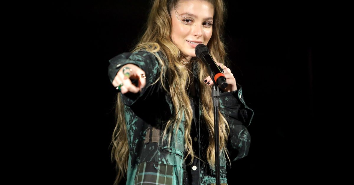 Singer Grace Gaustad Uses Makeup to Honour Their Inner Child - FASHION ...