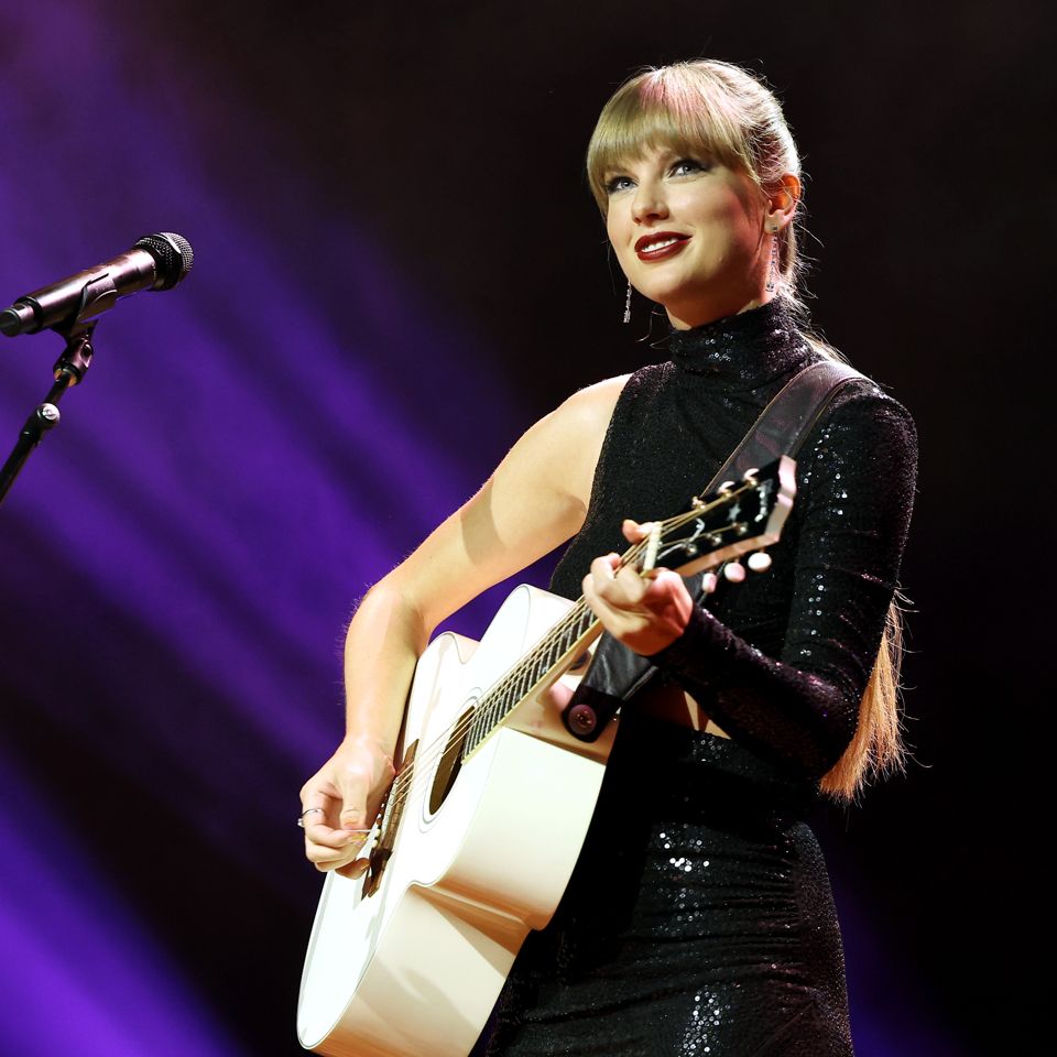 taylor swift midnights - FASHION Magazine