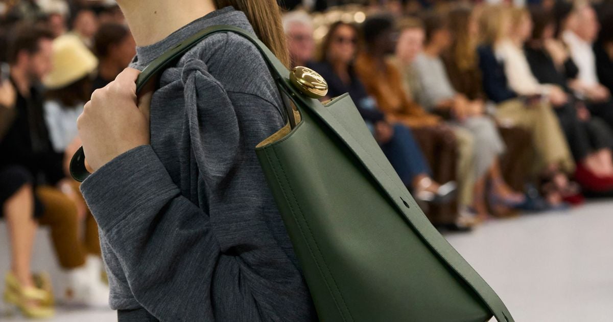 The Most Exciting Bag Trends From the Spring 2024 Runways - FASHION ...