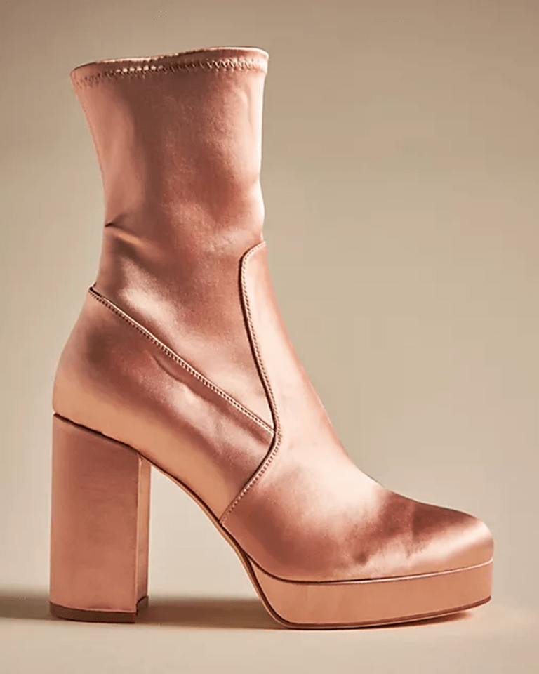 The Best Platform Boots to Buy Right Now - FASHION Magazine