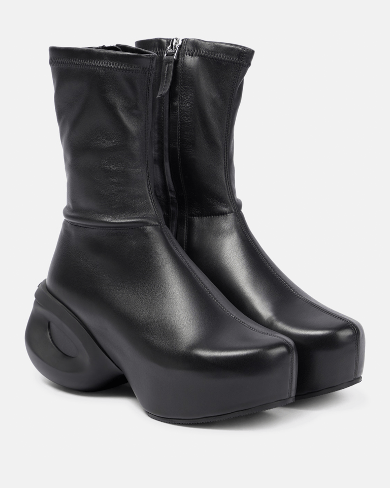 The Best Platform Boots to Buy Right Now - FASHION Magazine