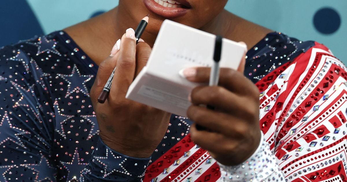 The Best Olympic Beauty Moments From the Paris 2024 Games - FASHION ...