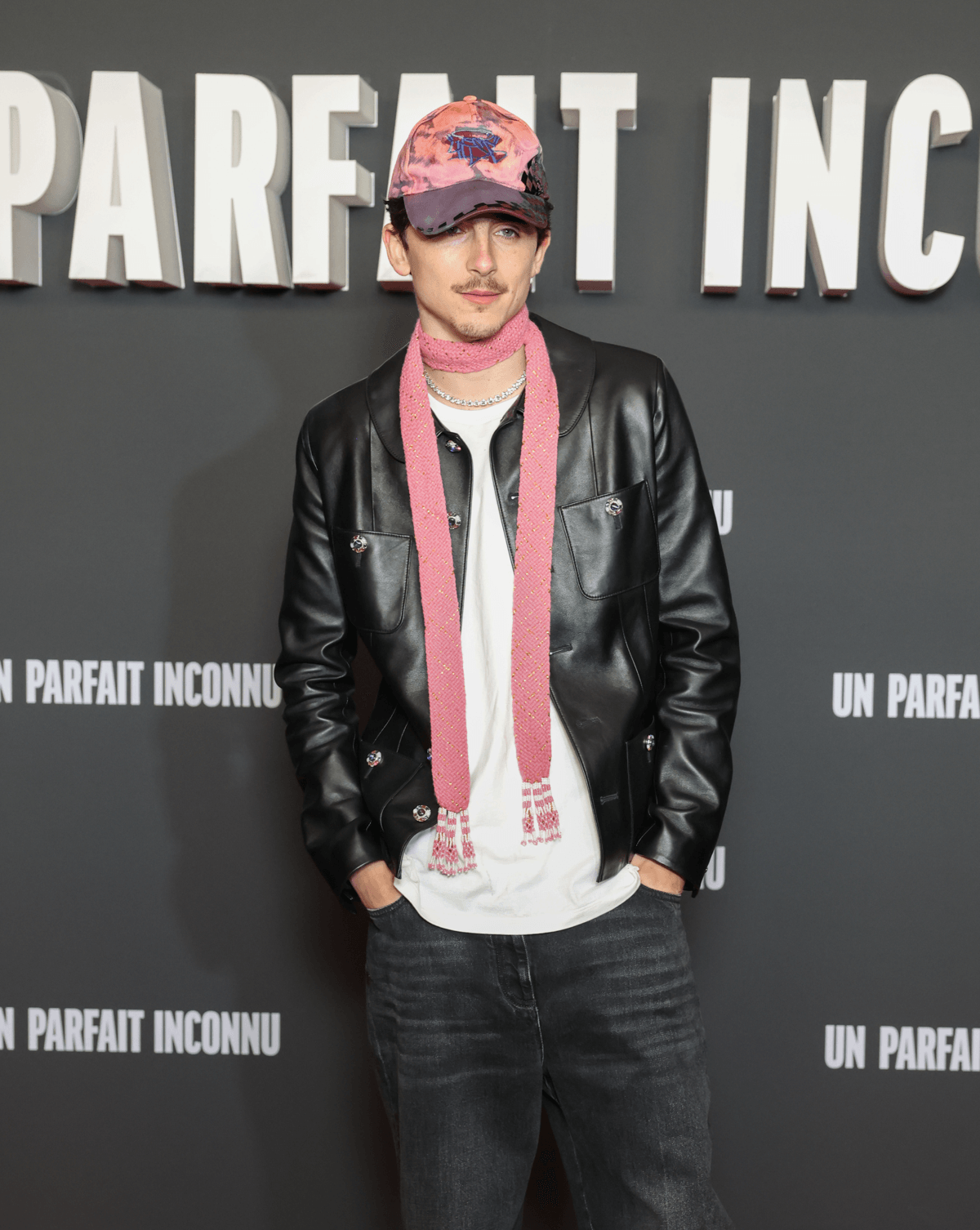 Timothée Chalamet Can’t Stop Wearing Scarves - FASHION Magazine Timothée Chalamet Can’t Stop Wearing Scarves - FASHION Magazine