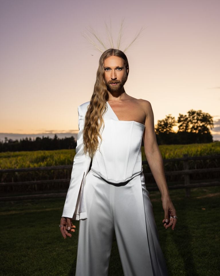 Inside Myles Sexton and Tyler Austin’s Country Chic Wedding - FASHION ...