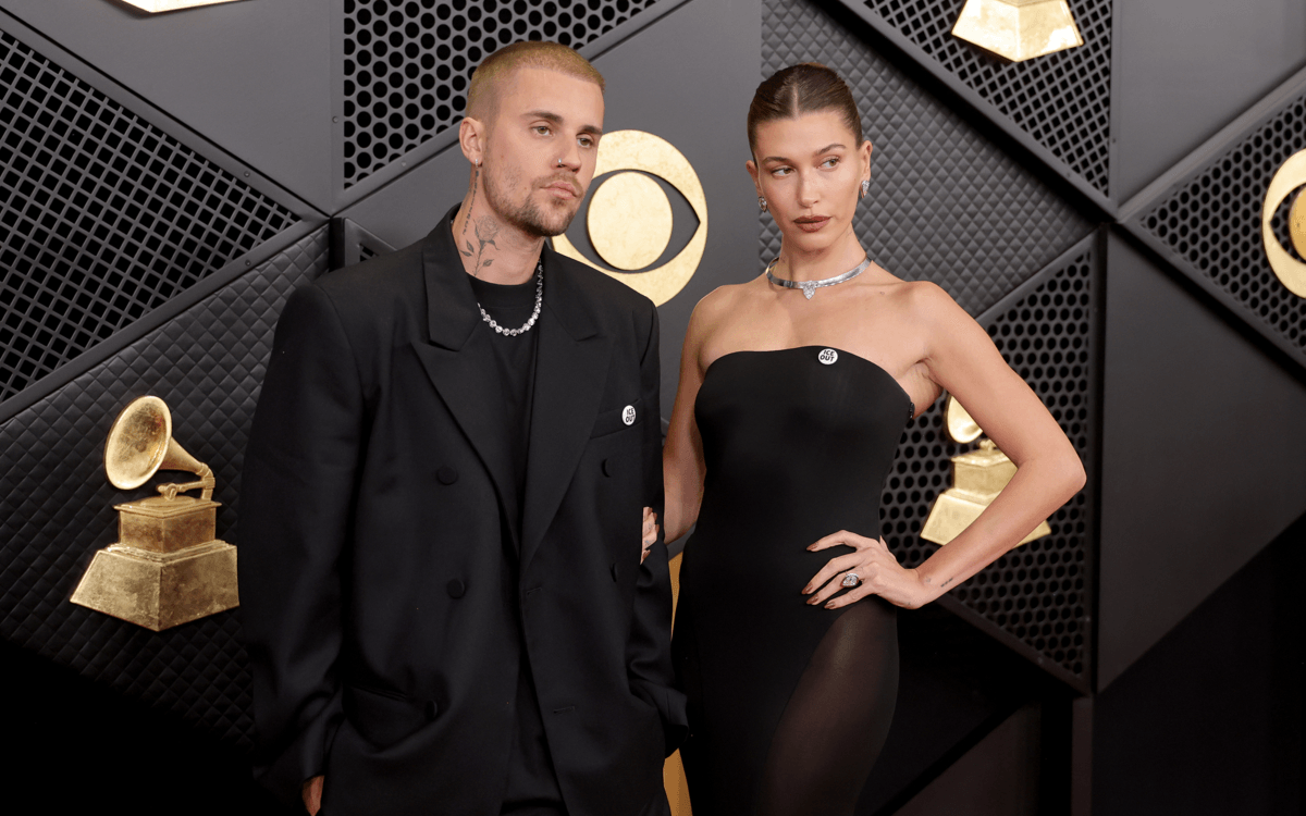 The Must-See Looks from the Grammys 2026 Red Carpet - FASHION Magazine