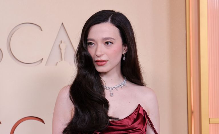 All the Best Beauty Looks from the 2026 Oscars - FASHION Magazine