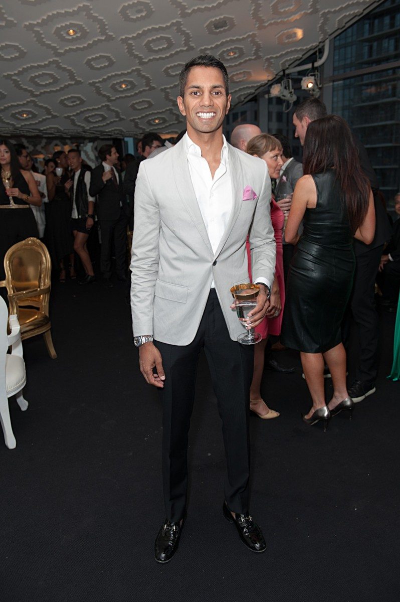 Toronto’s Candice & Alison celebrate five years with a rooftop party ...