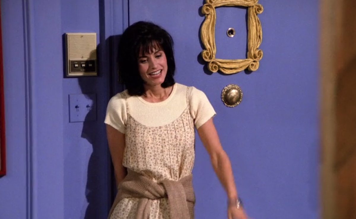 We're Still Obsessed With the '90s Style from Friends - FASHION Magazine