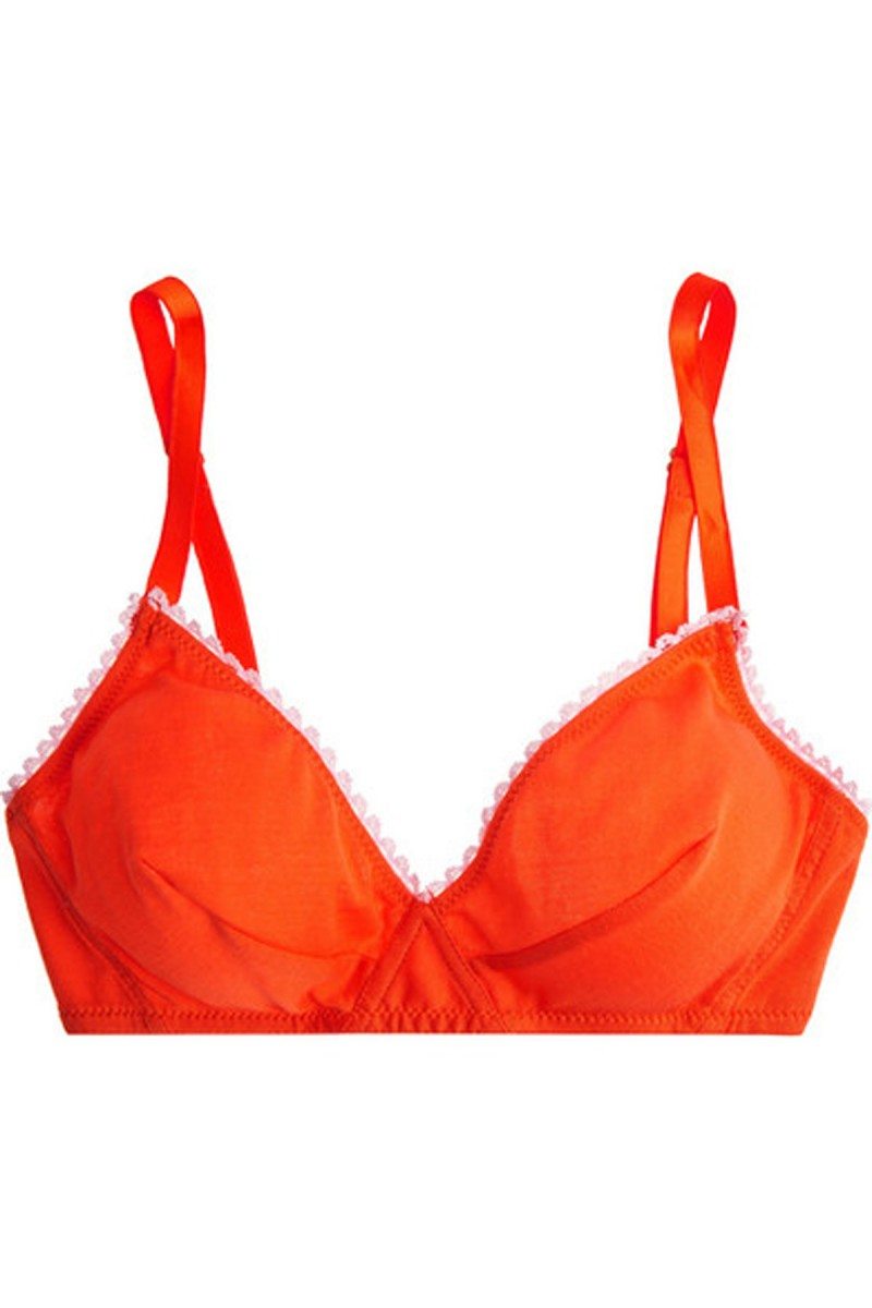 How to show off your bra under summer clothes: 5 tips inspired by ...